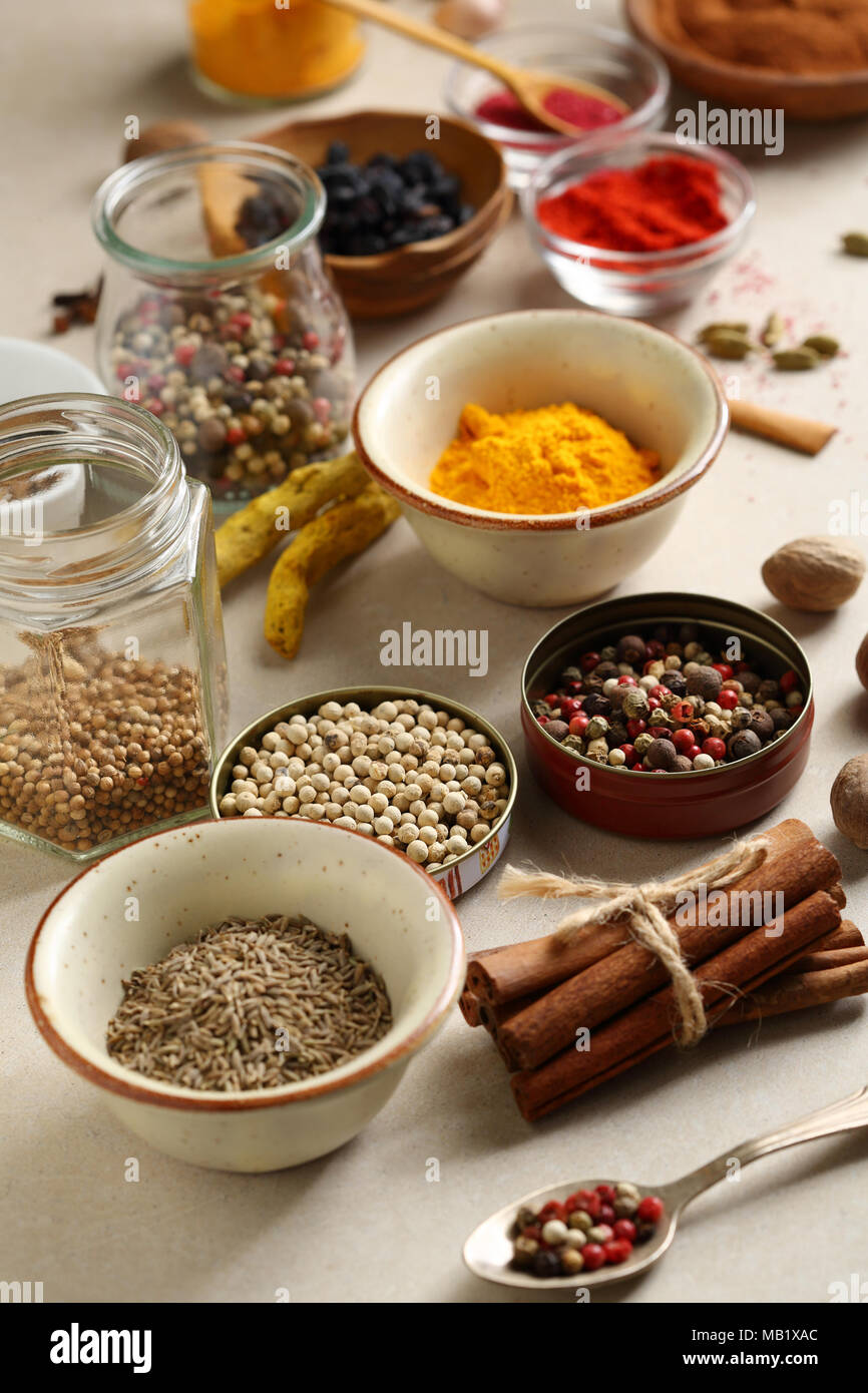 Set spice jars spices hi-res stock photography and images - Alamy