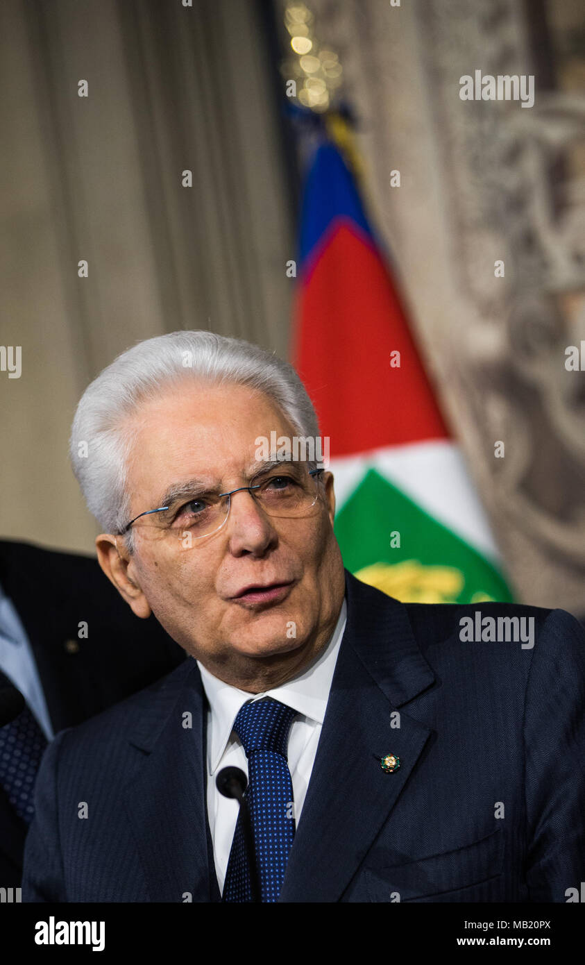 Workable hi-res stock photography and images - Alamy