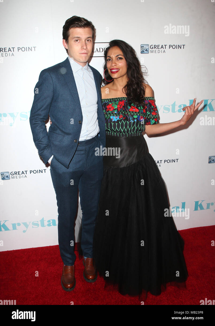 Nick robinson rosario dawson hi-res stock photography and images - Alamy