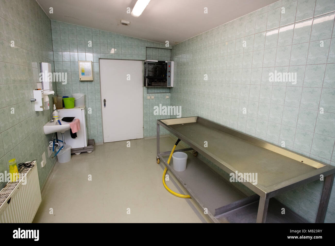 15 March 2018, Germany, Berlin: The washroom of Markaz Islamic Funerals ...