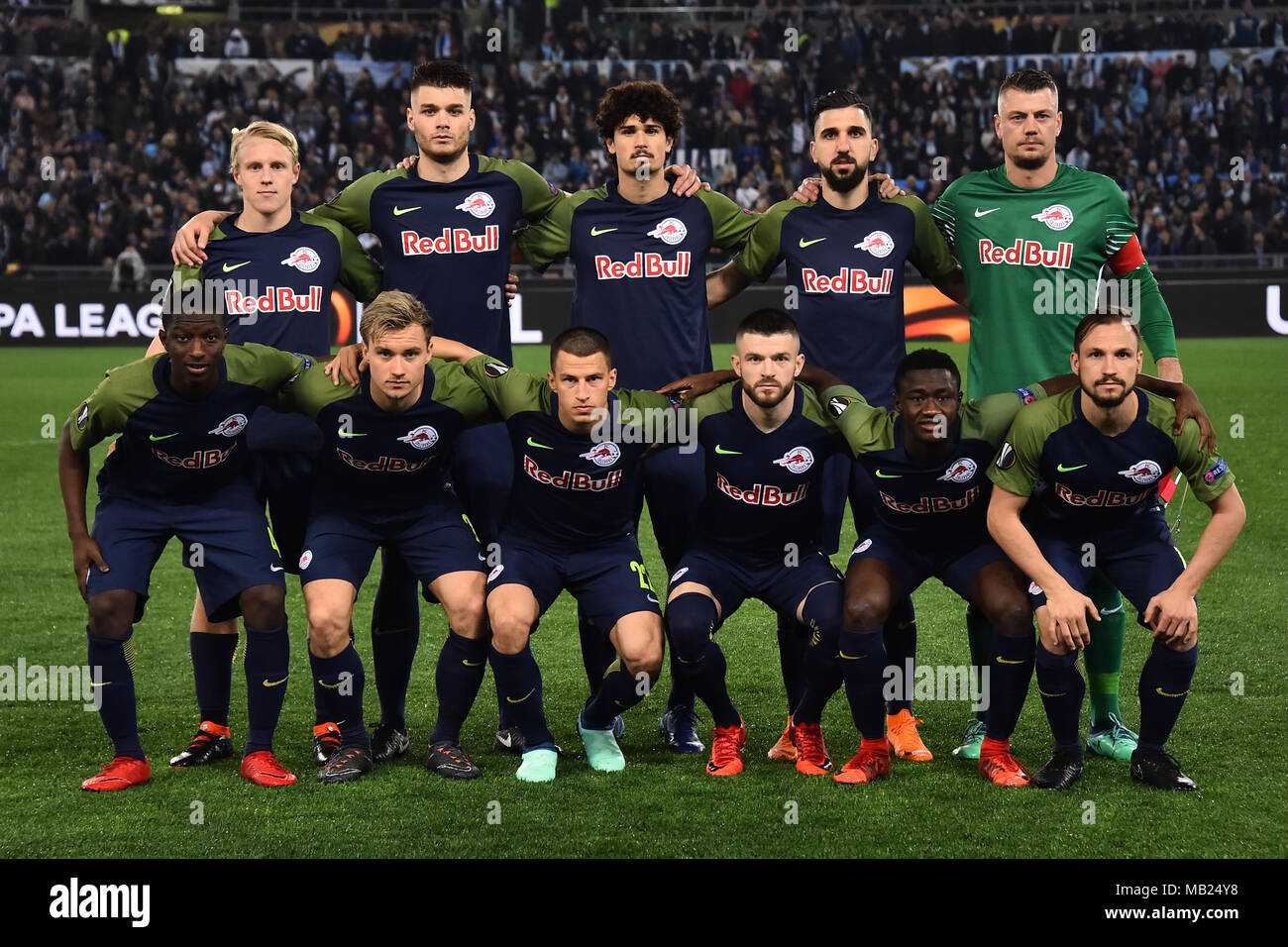 Europa league final line up hi-res stock photography and images - Alamy