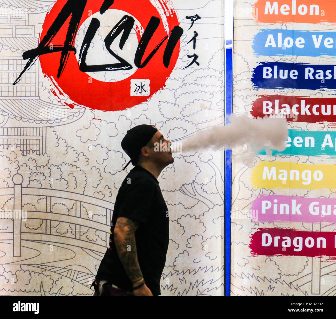 Vaping expo hi-res stock photography and images - Alamy