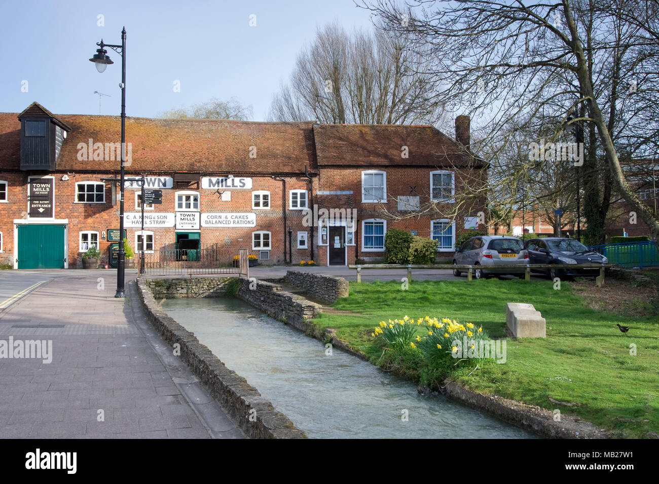 Andover, Hampshire, UK. 6th April, 2018. UK Weather: A beautiful spring ...