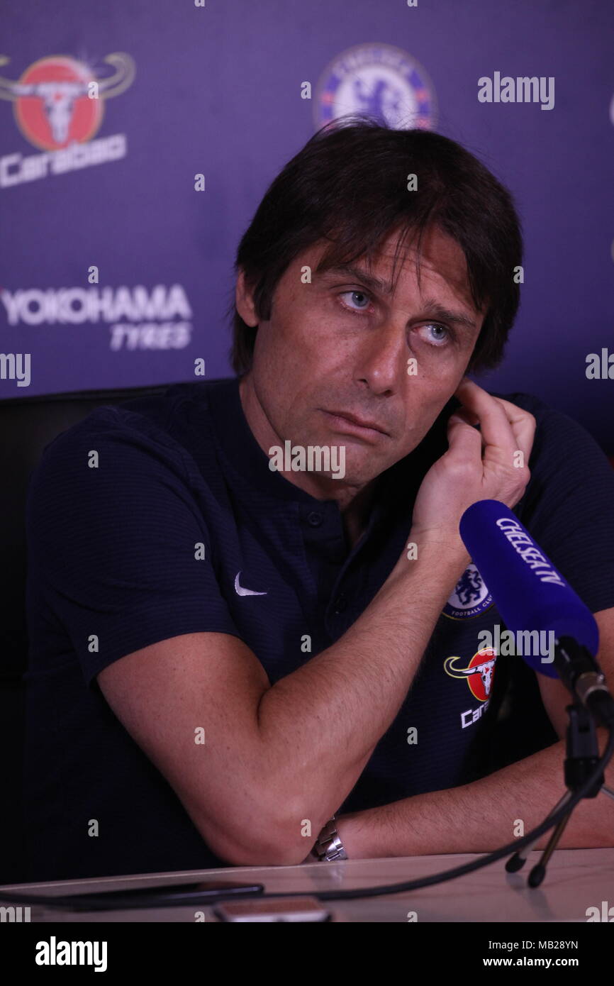 Sunday league football manager hi-res stock photography and images - Alamy