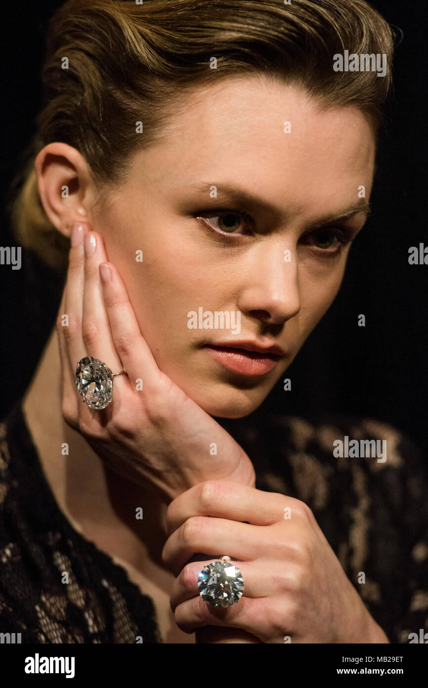 50 stones hi-res stock photography and images - Alamy