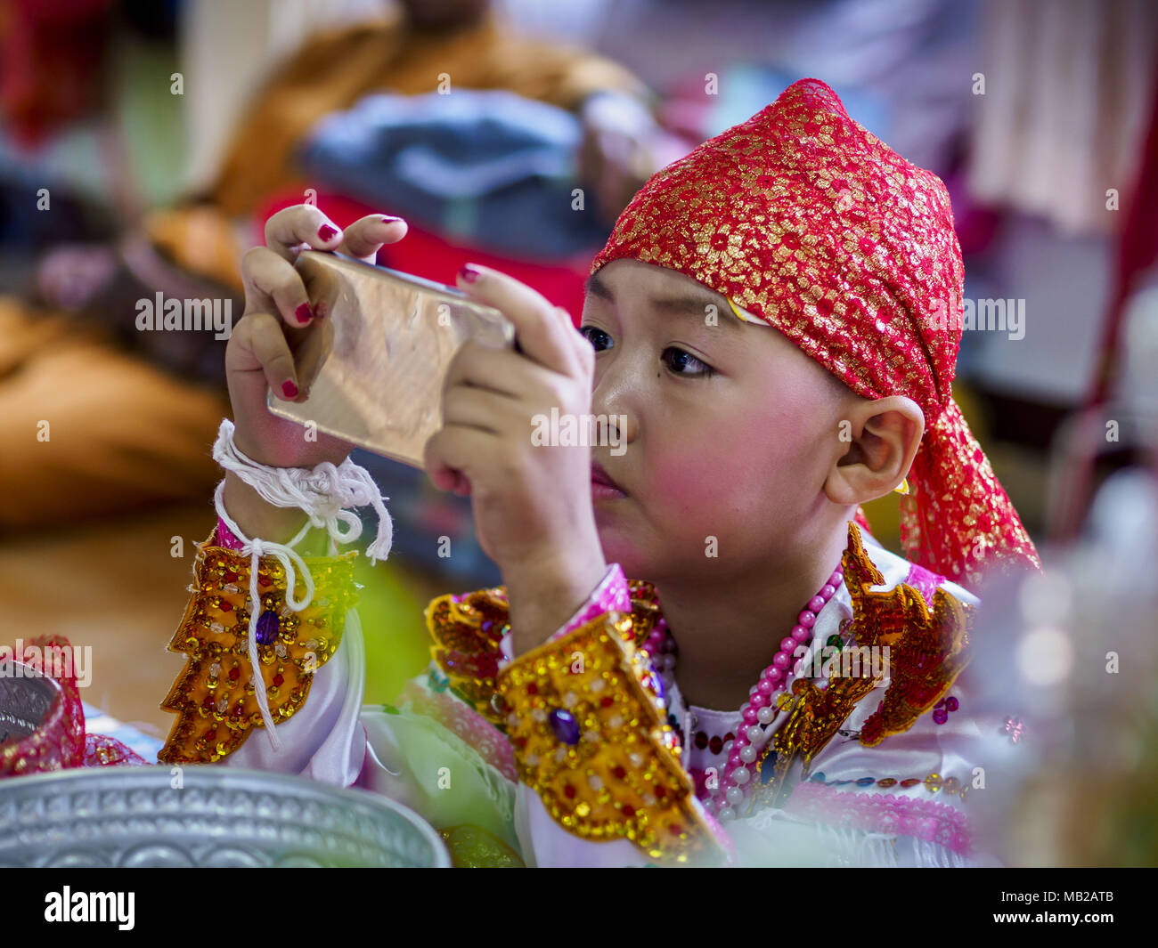 Chiang Mai, Chiang Mai, Thailand. 6th Apr, 2018. A Shan boy plays with ...