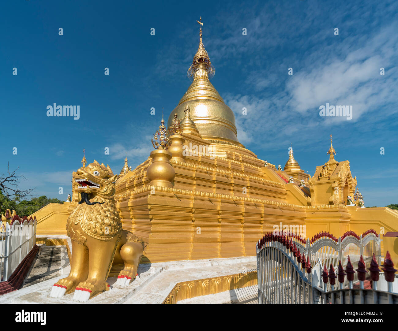 Mandalay myanmar lion hi-res stock photography and images - Alamy