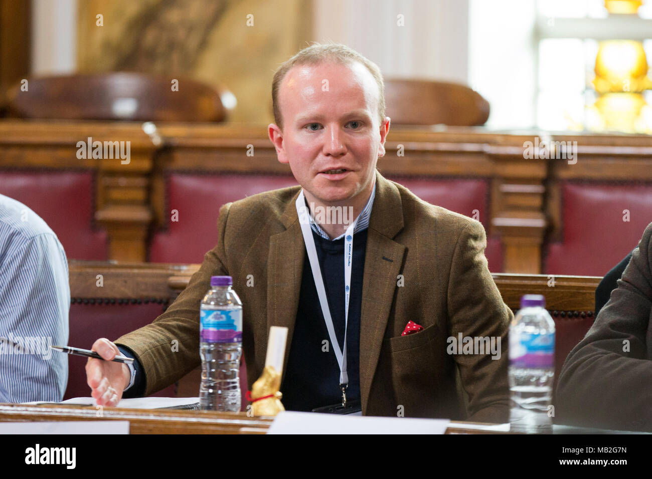 Dr alan convery hi-res stock photography and images - Alamy
