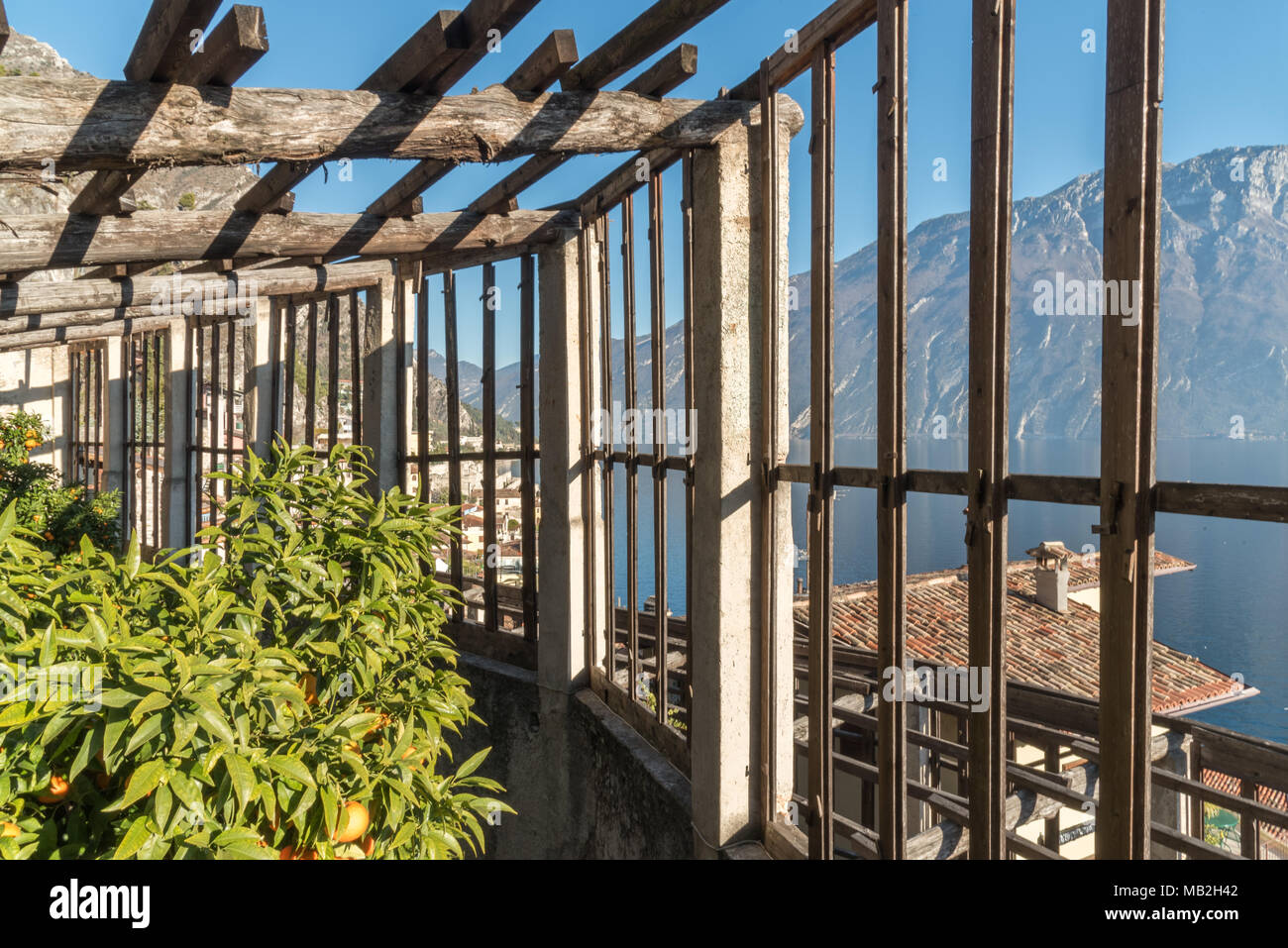 Lake garda lemon house hi-res stock photography and images - Alamy