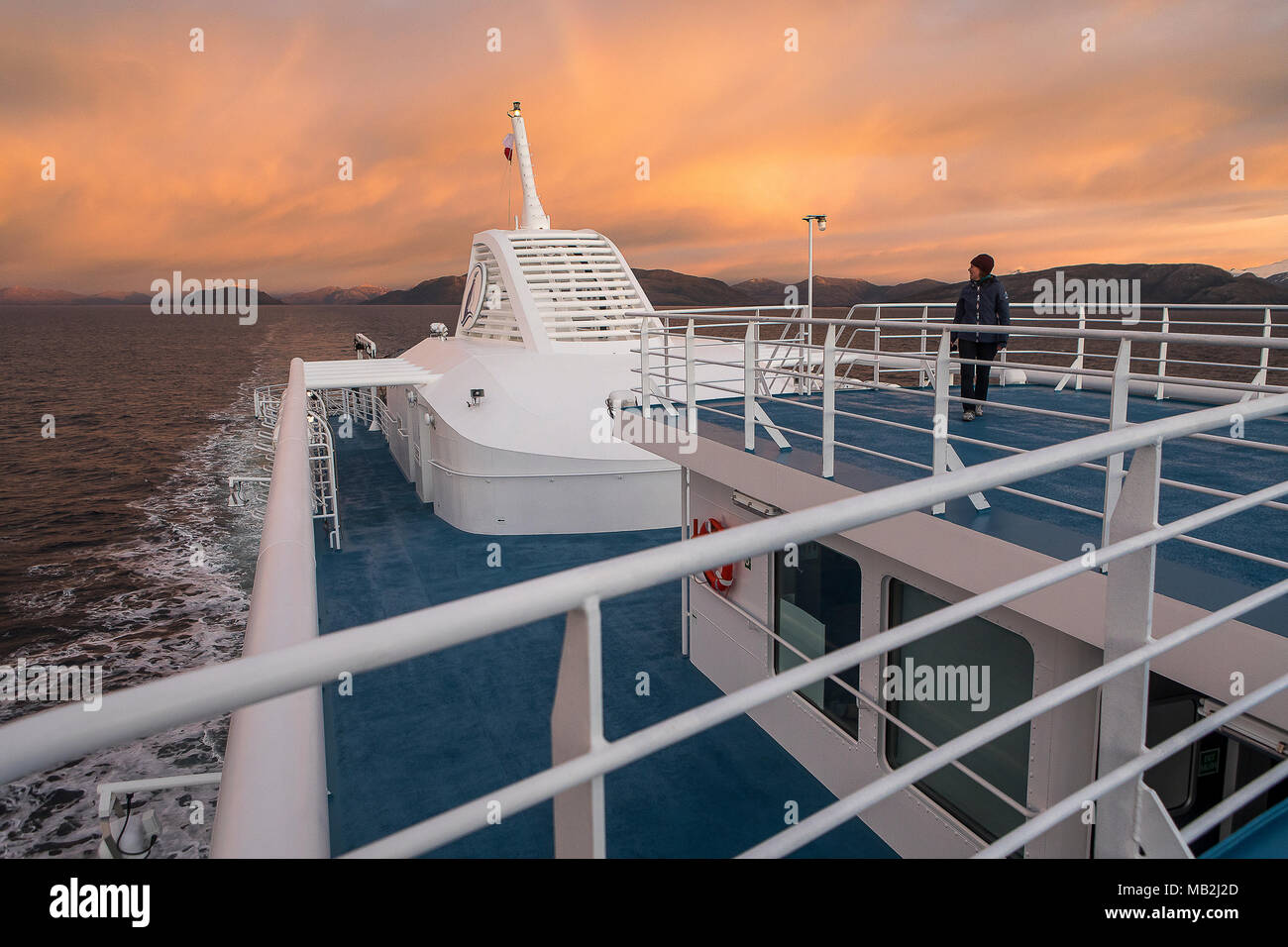 Shipping andes vessel hi-res stock photography and images - Alamy