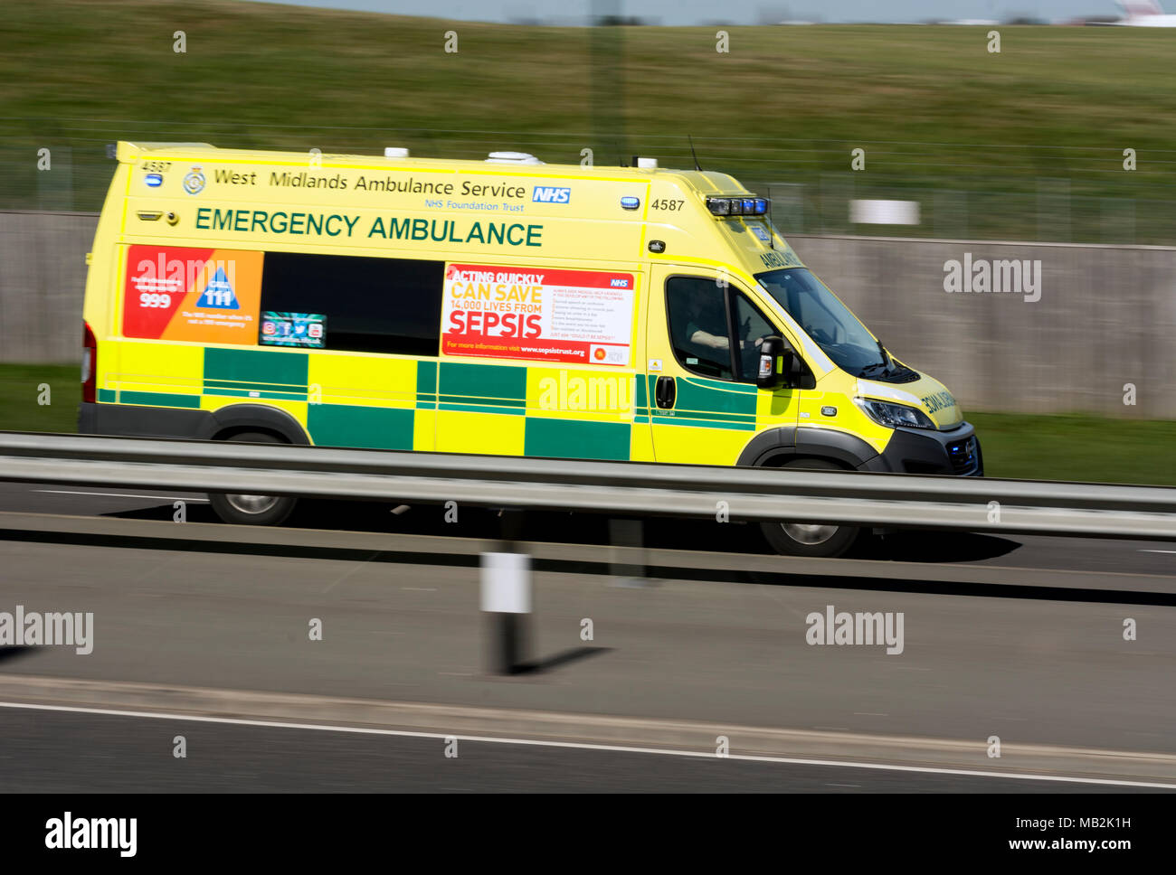 Speed emergency vehicle hi-res stock photography and images - Alamy