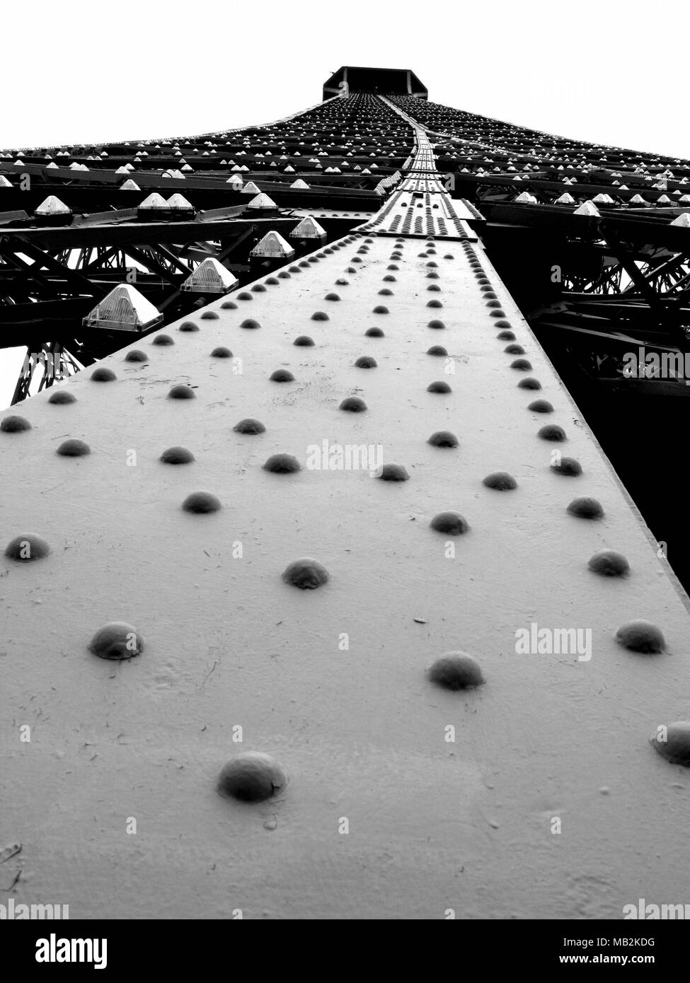 Converging Verticals High Resolution Stock Photography and Images - Alamy