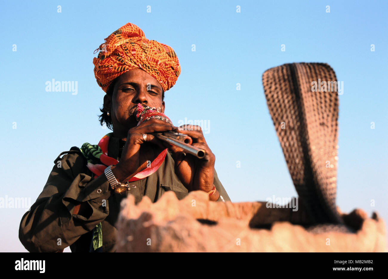 India gypsy art hi-res stock photography and images - Alamy