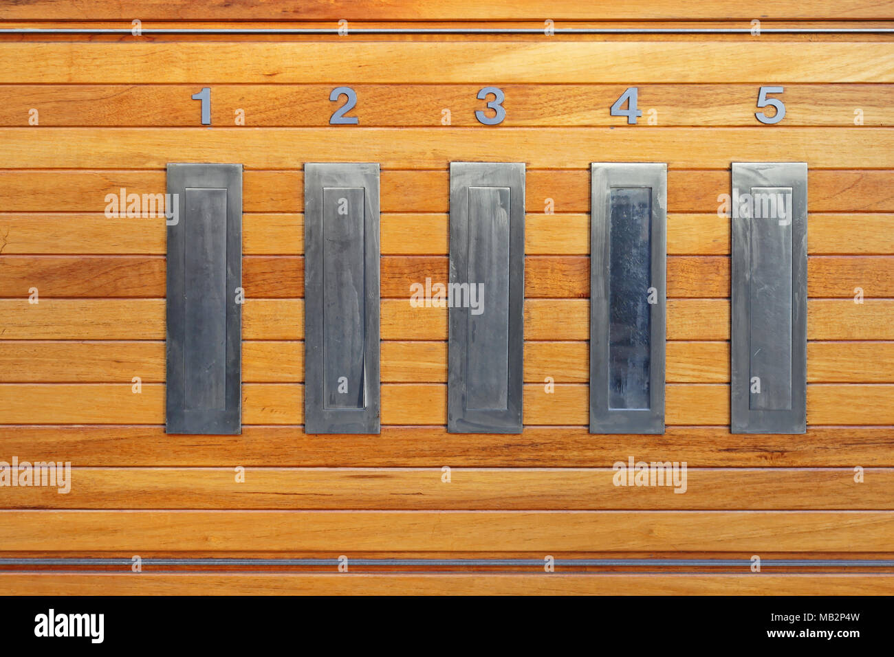 Five slots hi-res stock photography and images - Alamy