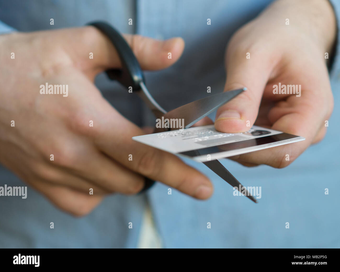 Card with scissors hi-res stock photography and images - Alamy