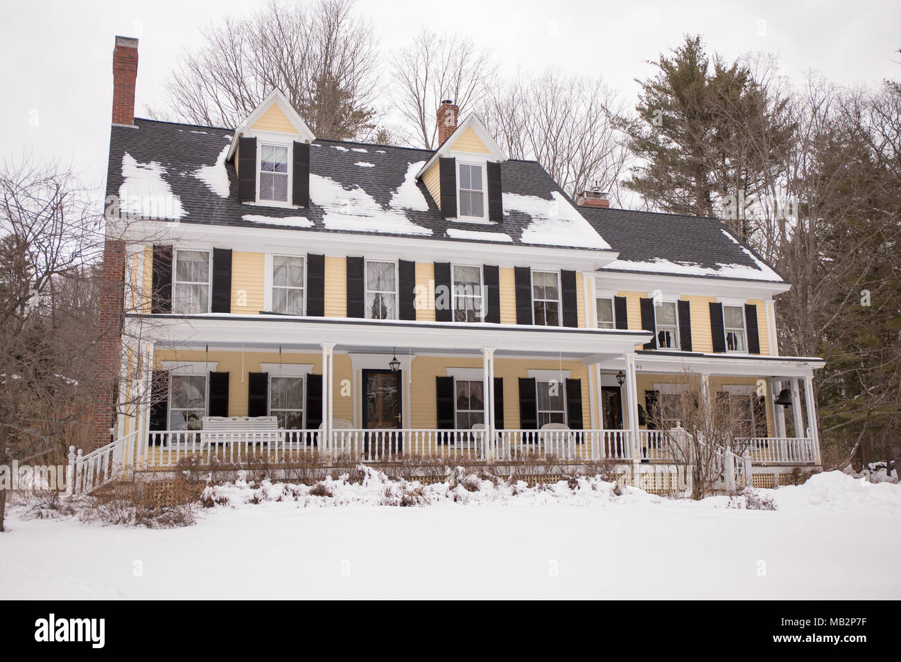A large older colonial home in North Sutton Stock Photo - Alamy