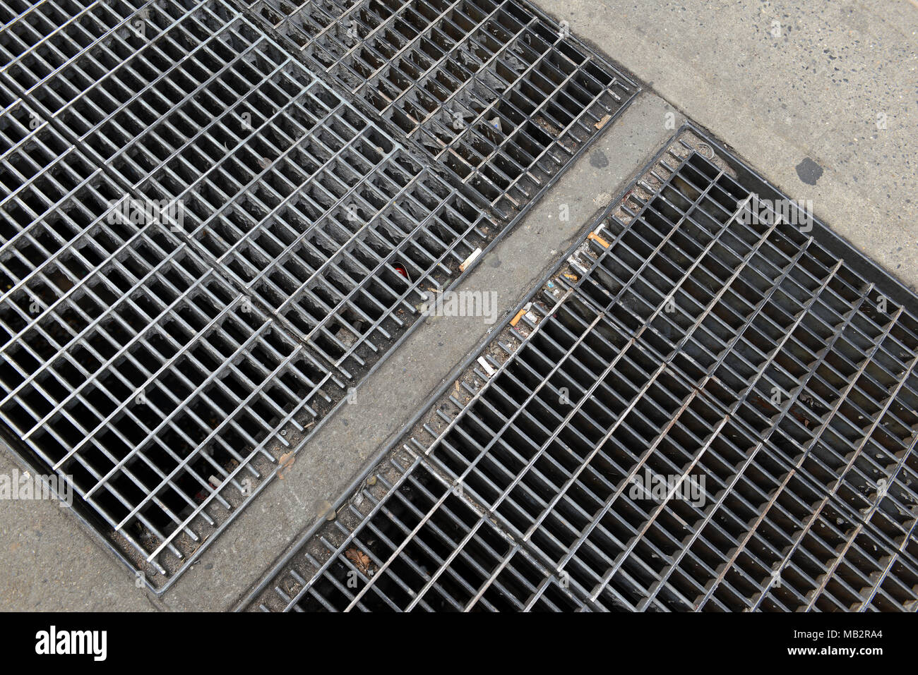 Monroe standing on a subway grate hi-res stock photography and images ...