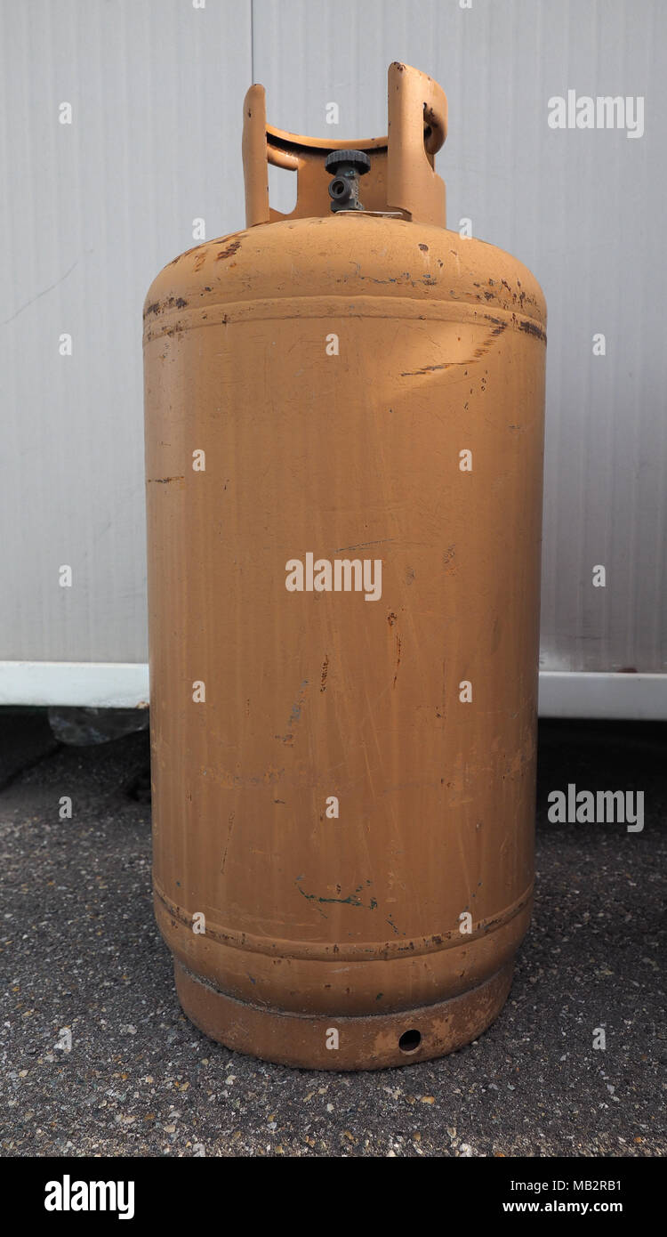 gas cylinder tank for residential heating fuel Stock Photo - Alamy