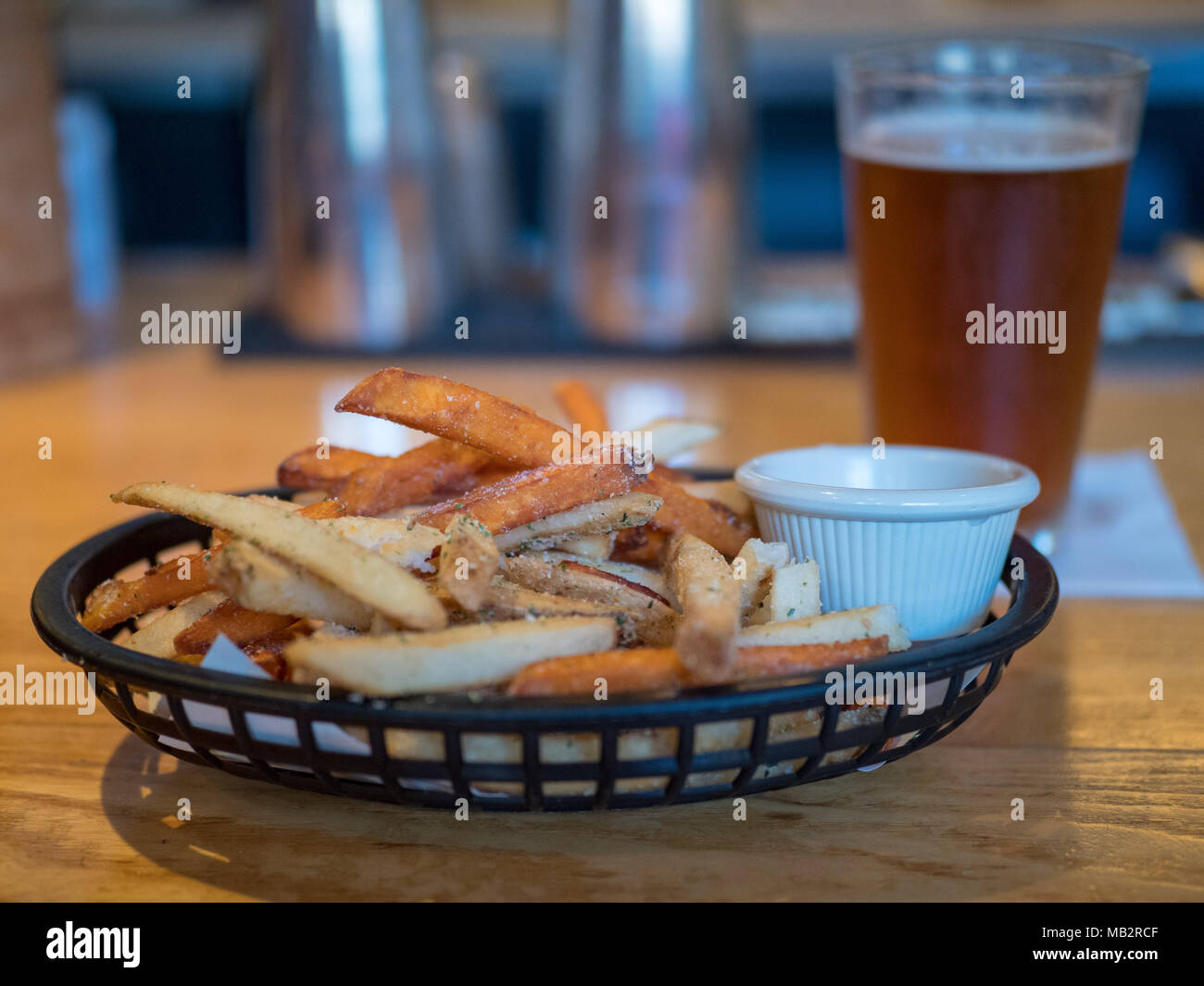 French fries counter hi-res stock photography and images - Alamy