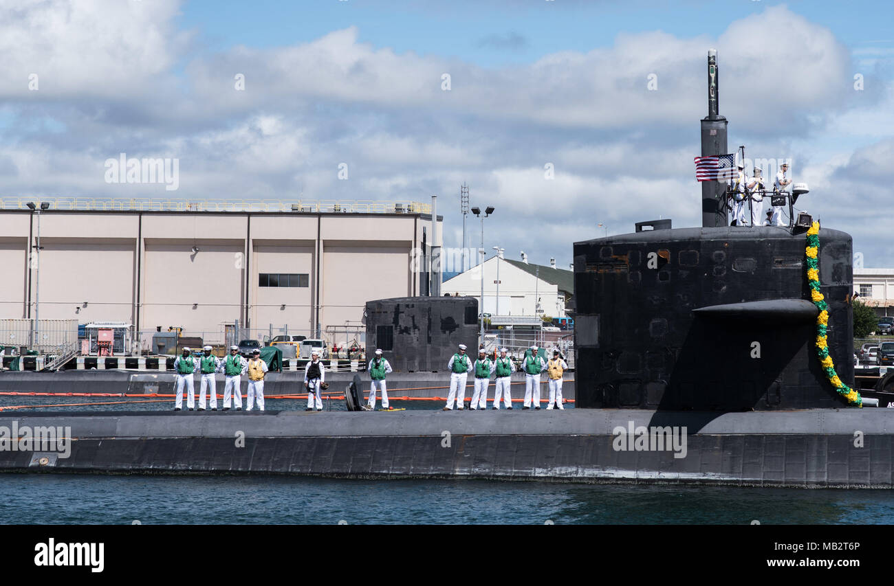 PEARL HARBOR, Hawaii April 6, 2018) The Los Angeles-class fast-attack ...