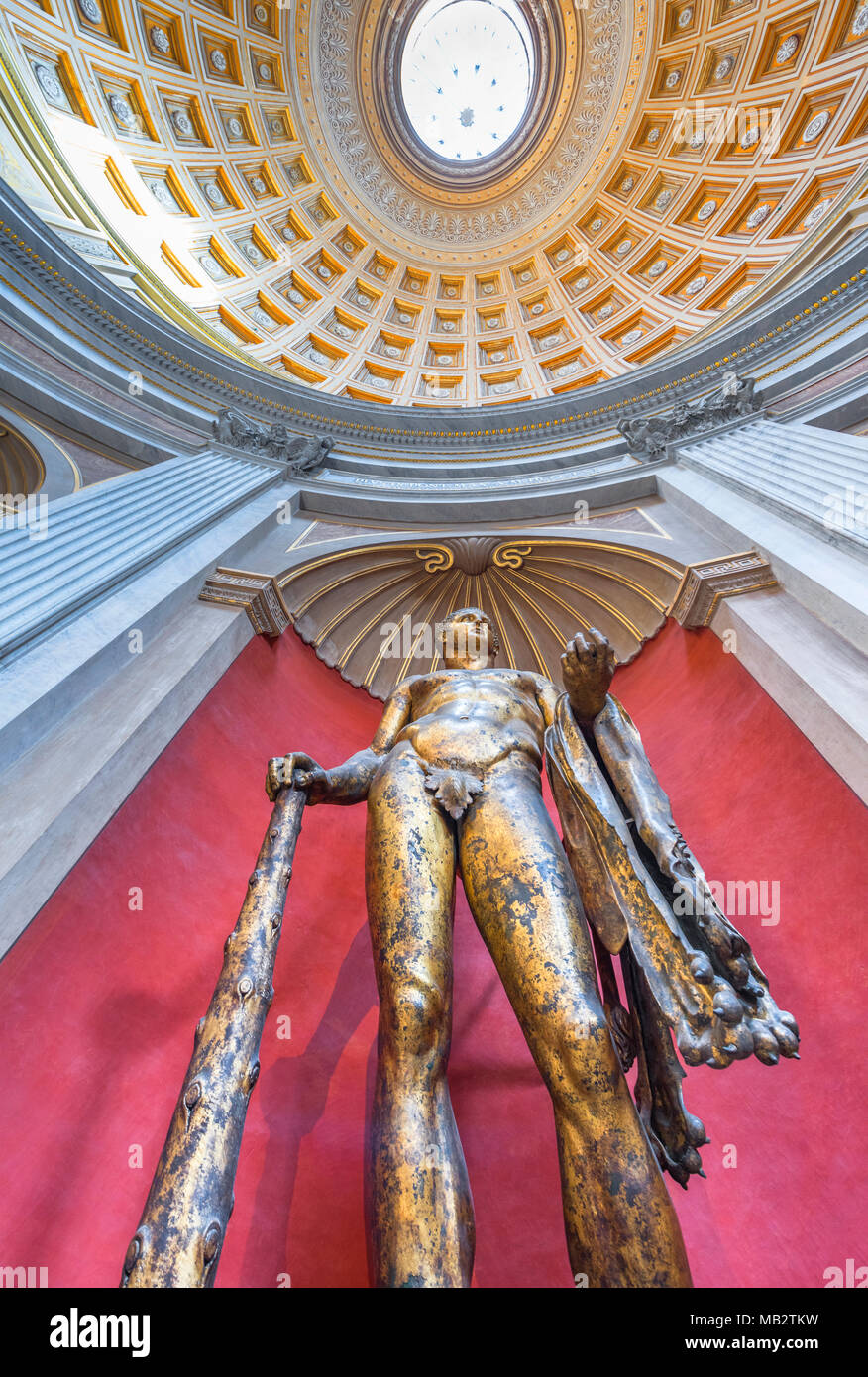 Huge marble statue in the collection of Vatican museums Stock Photo - Alamy