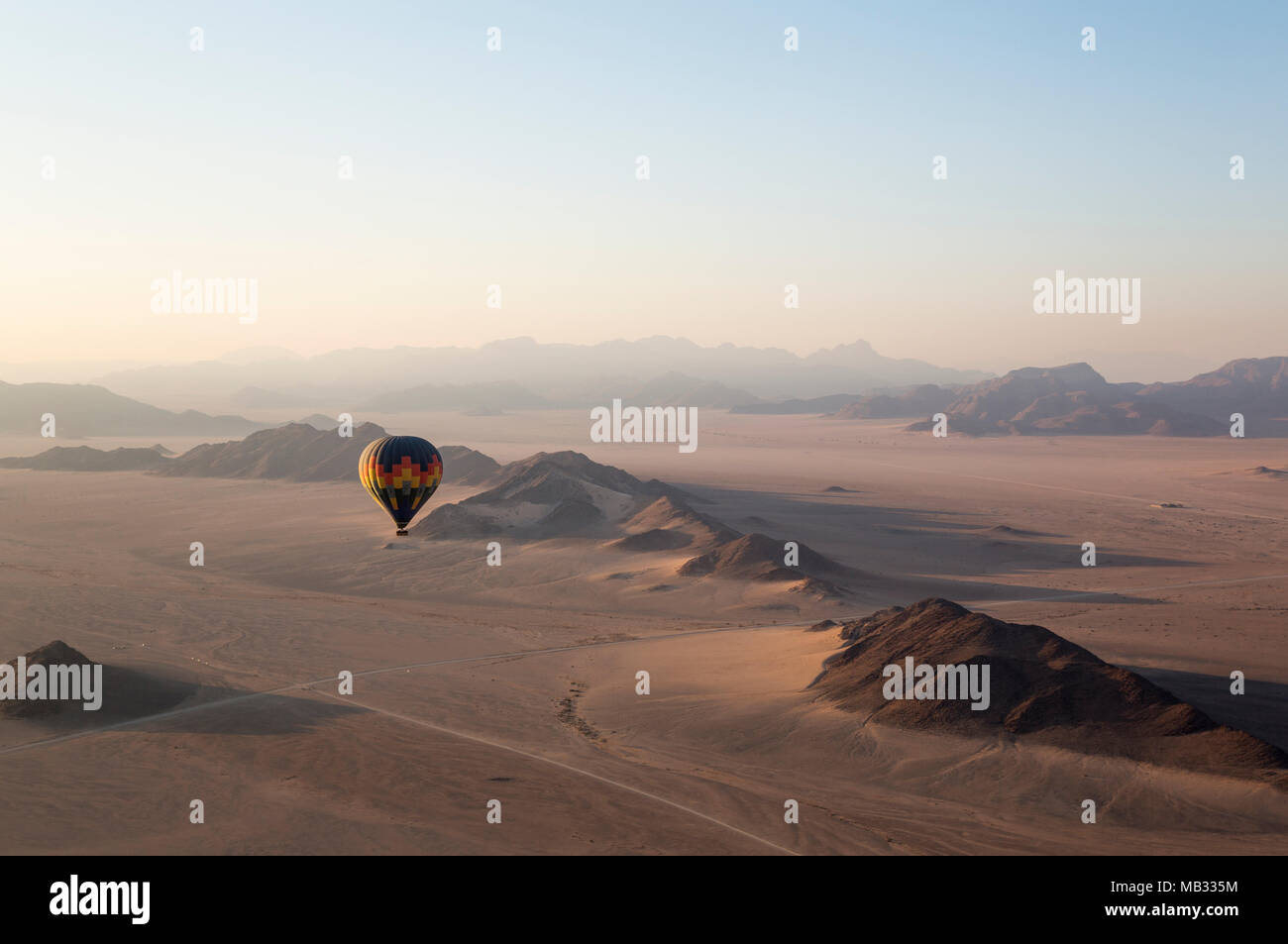 Desert from above people hi-res stock photography and images - Alamy