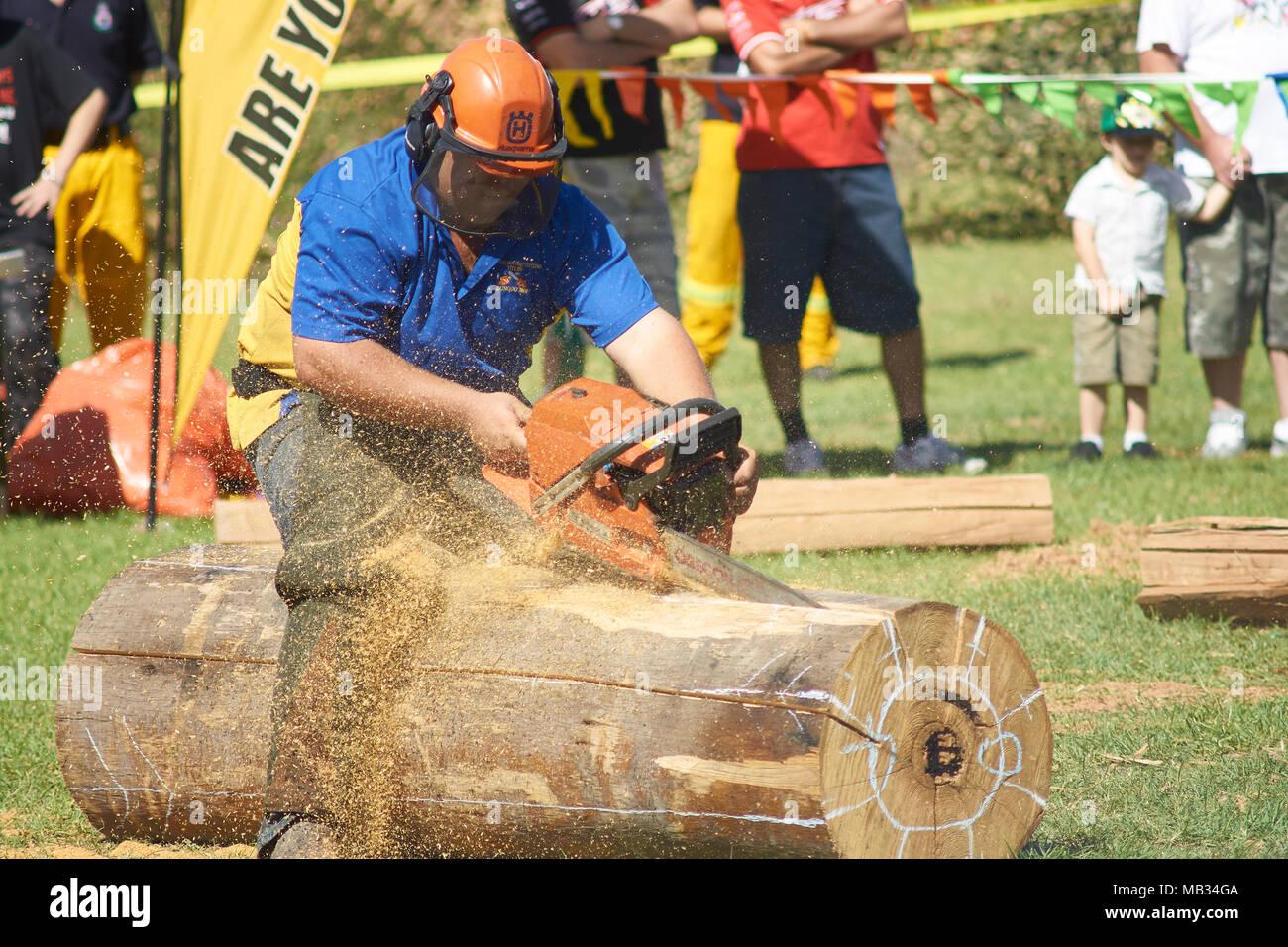 fence post splitting competition at the newcastle show nsw Stock Photo ...