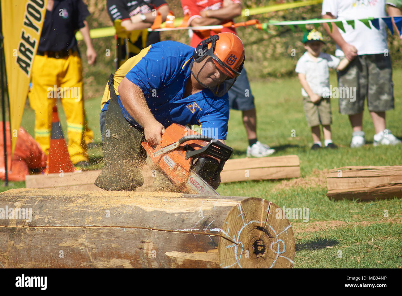 fence post splitting competition at the newcastle show nsw Stock Photo ...