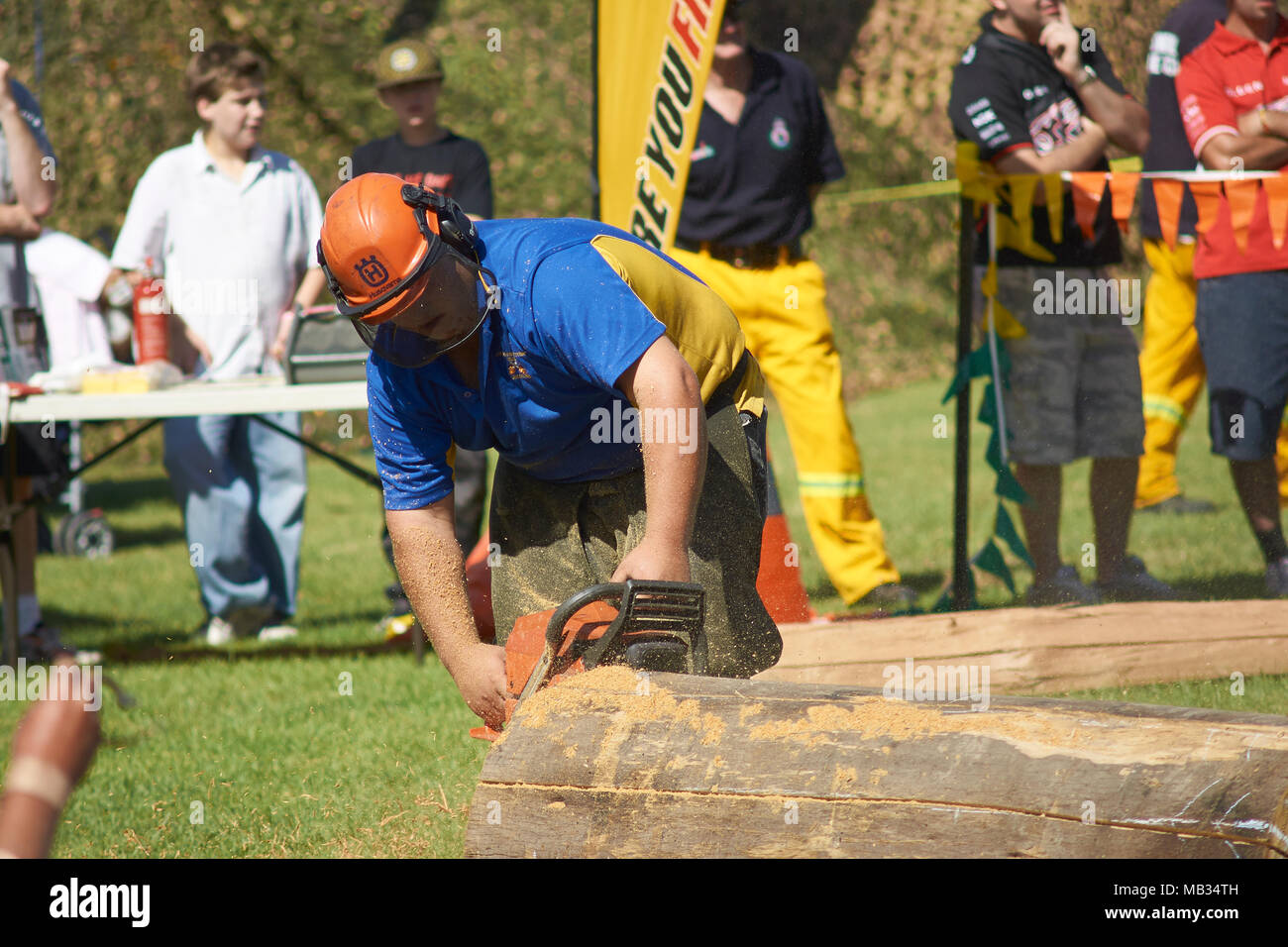 fence post splitting competition at the newcastle show nsw Stock Photo ...