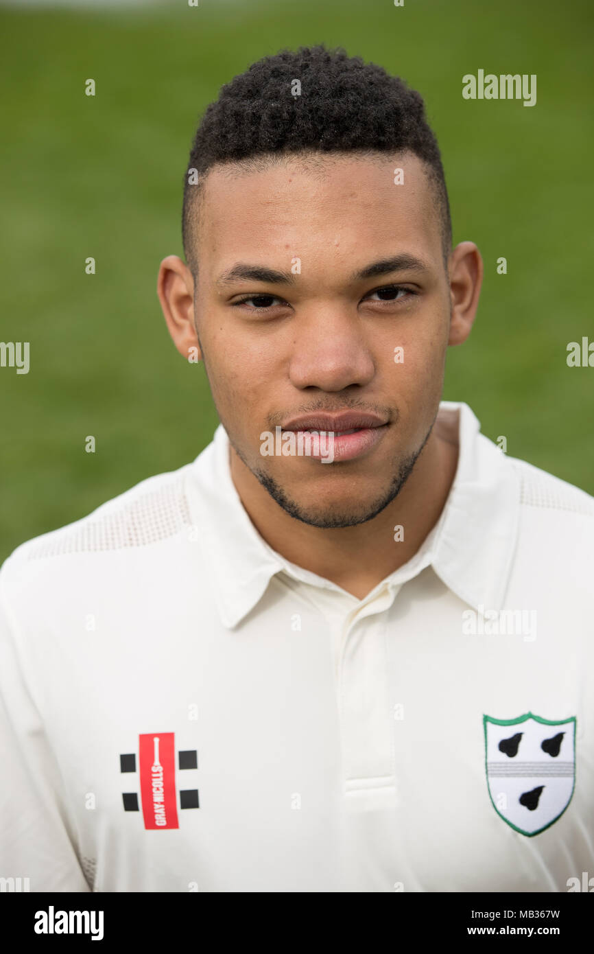 Aaron parker hi-res stock photography and images - Alamy