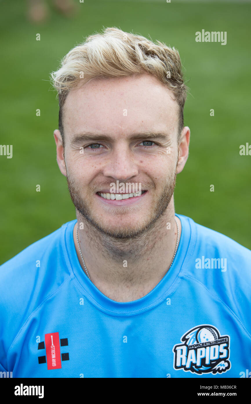 Media day blackfinch hi-res stock photography and images - Alamy