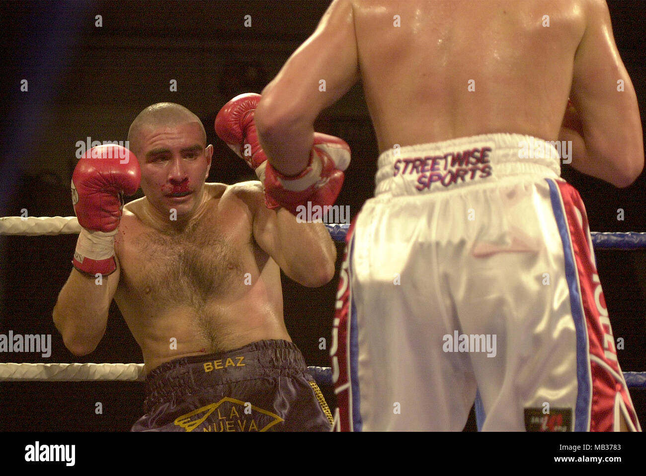Knockout boxing hi-res stock photography and images - Alamy