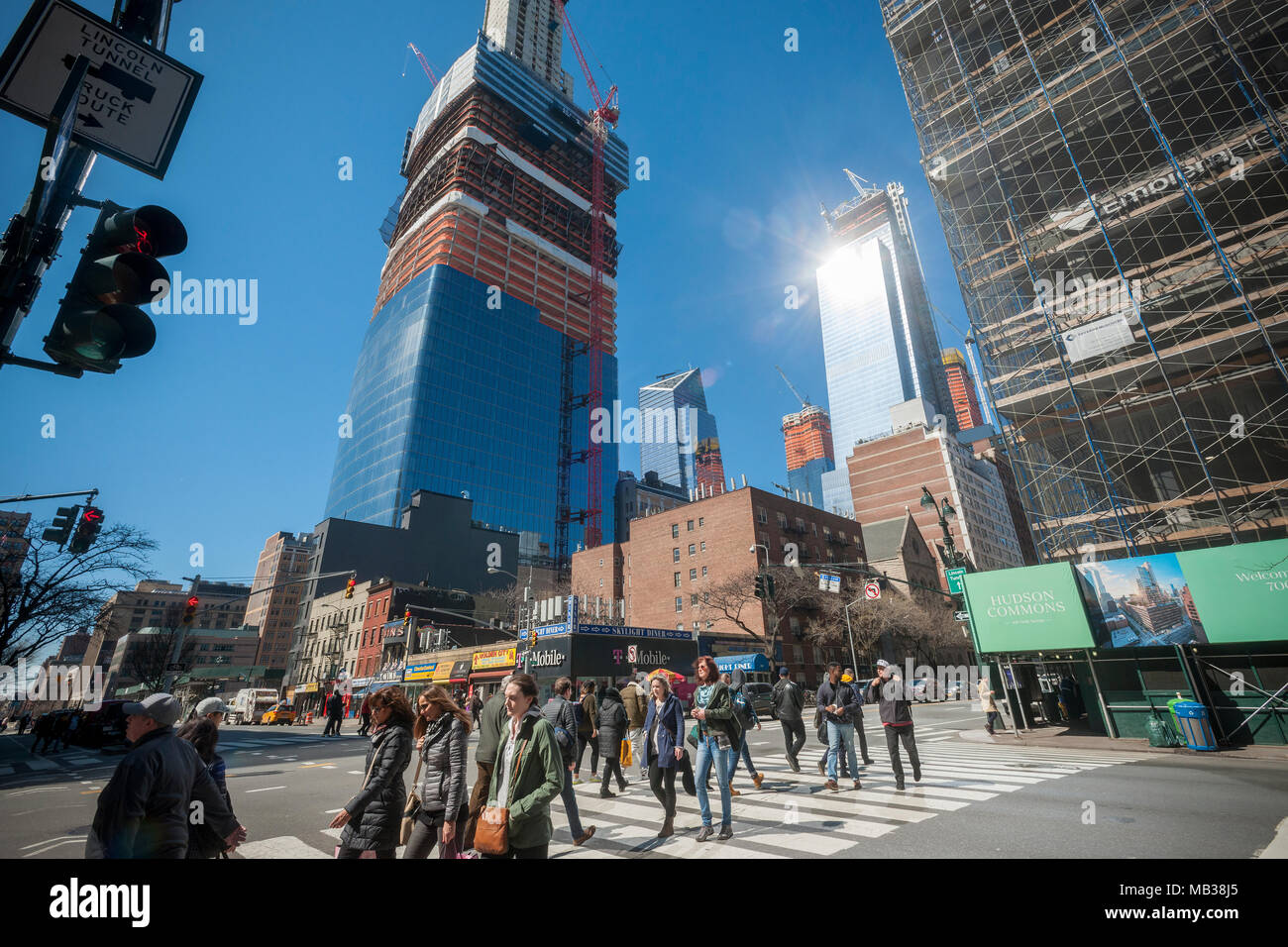 Construction in and around the Hudson Yards development, including ...