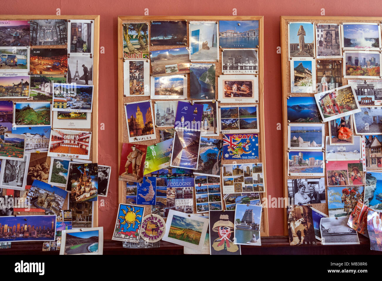 Postcards from around the world hi-res stock photography and images - Alamy