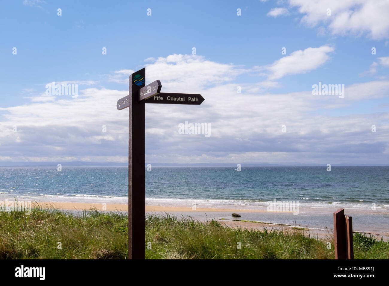 Fife coast path sign hi-res stock photography and images - Alamy