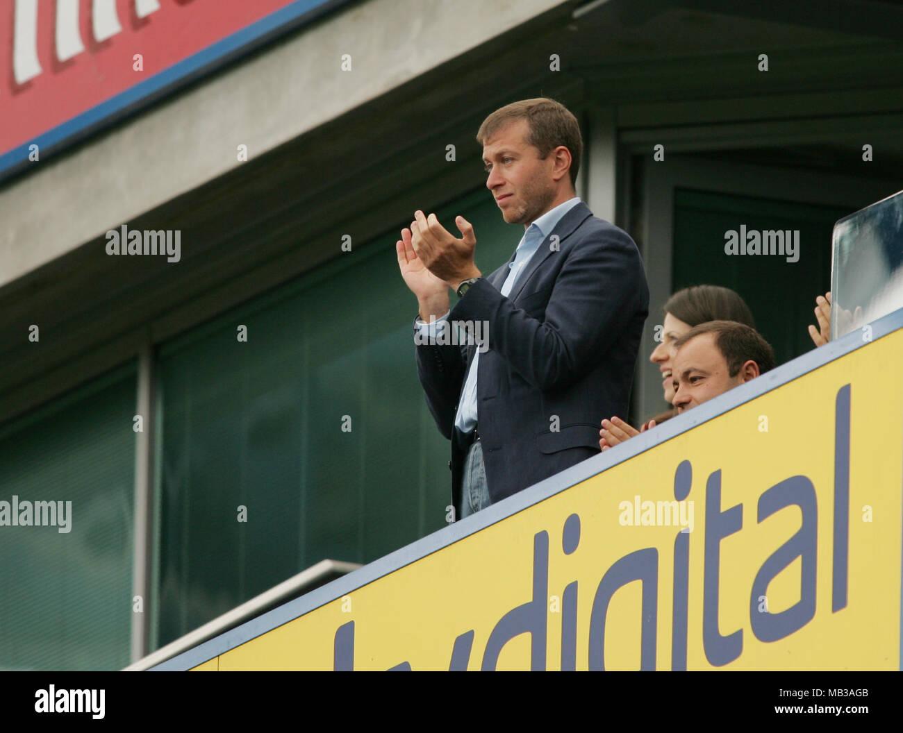 Football clap clapping claps hi-res stock photography and images - Alamy