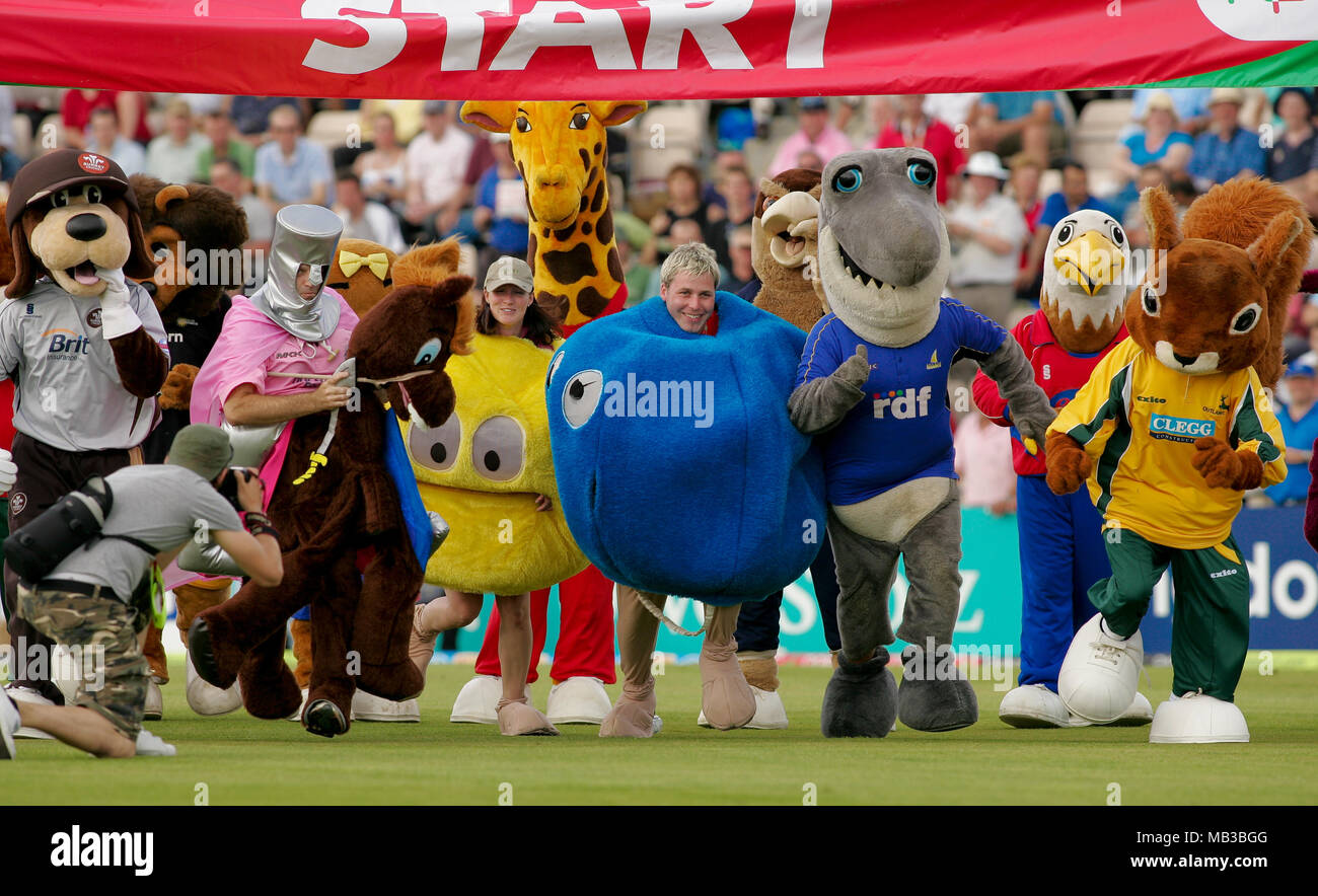 Sport club mascot hi-res stock photography and images - Alamy