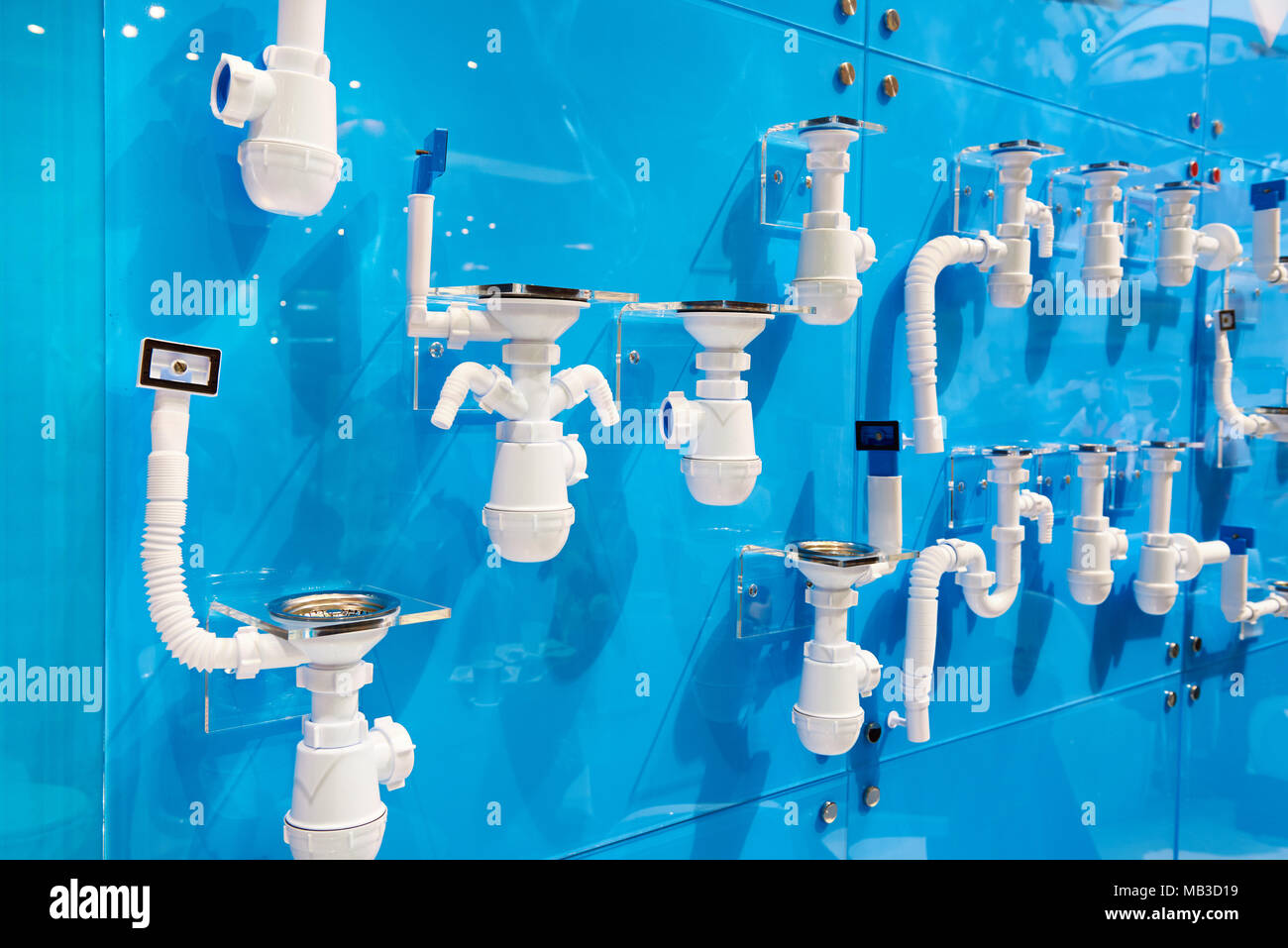 Plumbing trap hi-res stock photography and images - Alamy