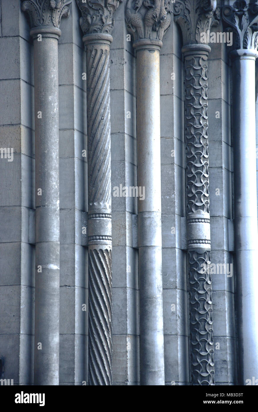 Carving historic columns hi-res stock photography and images - Alamy