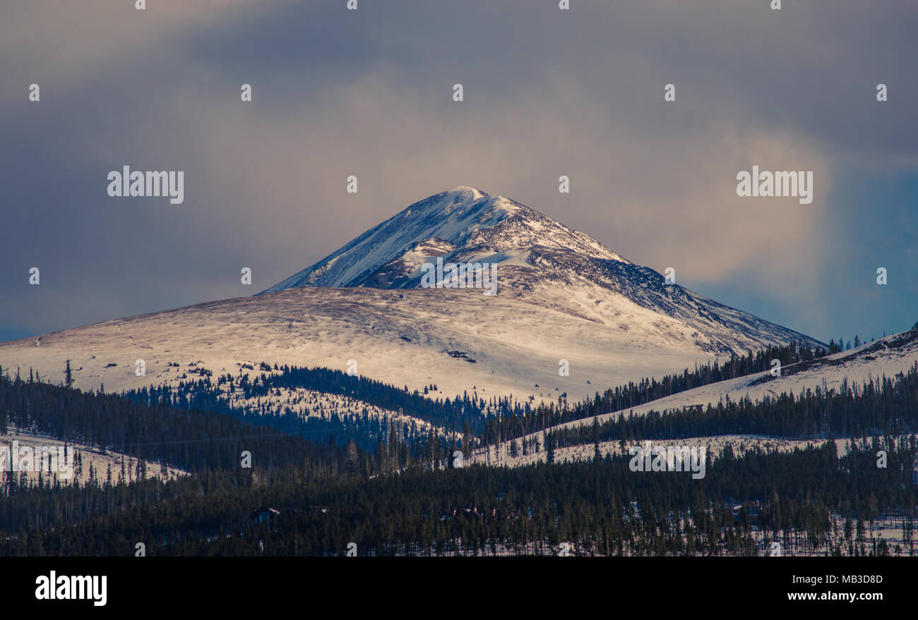 Top breckenridge mountain hi-res stock photography and images - Alamy