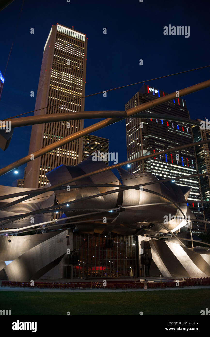 CHICAGO, IL 4 JULY 2017- View of the Jay Pritzker Music Pavilion ...