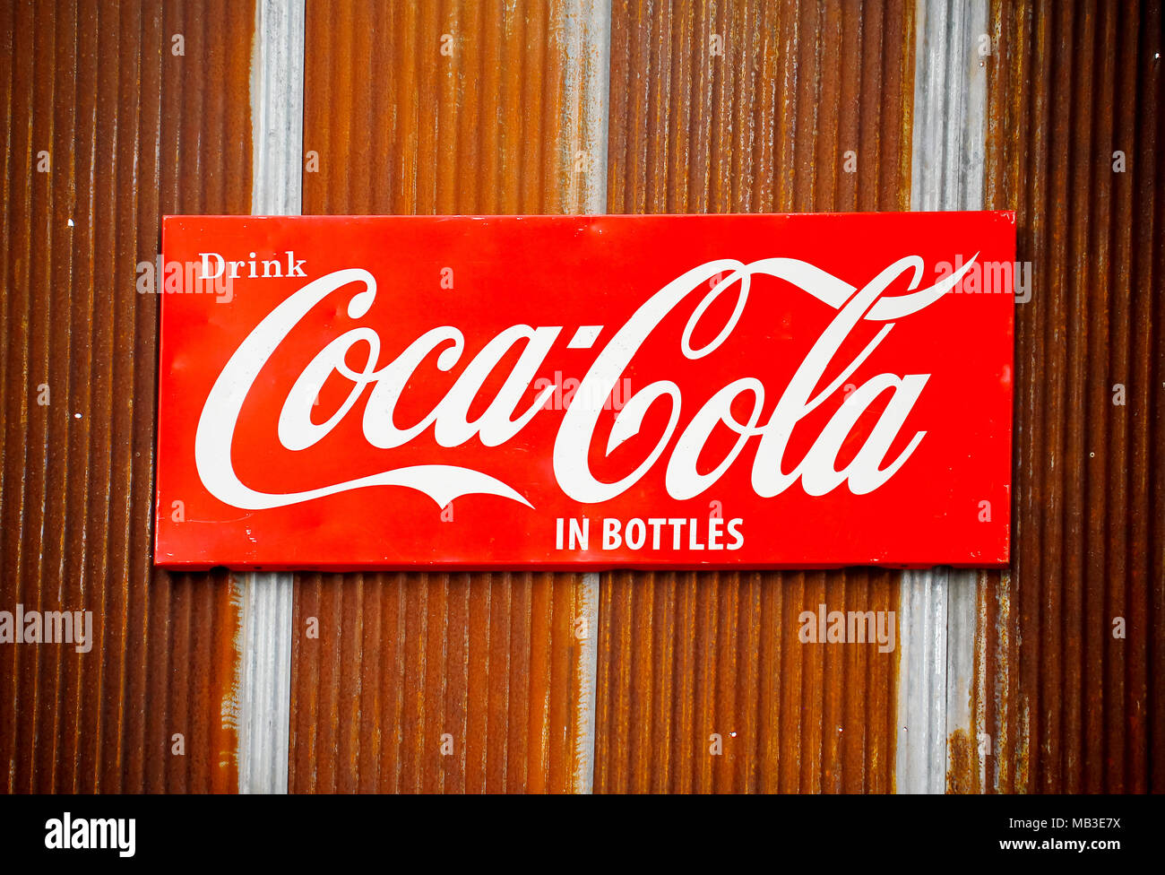 Vintage coca cola sign hi-res stock photography and images - Alamy