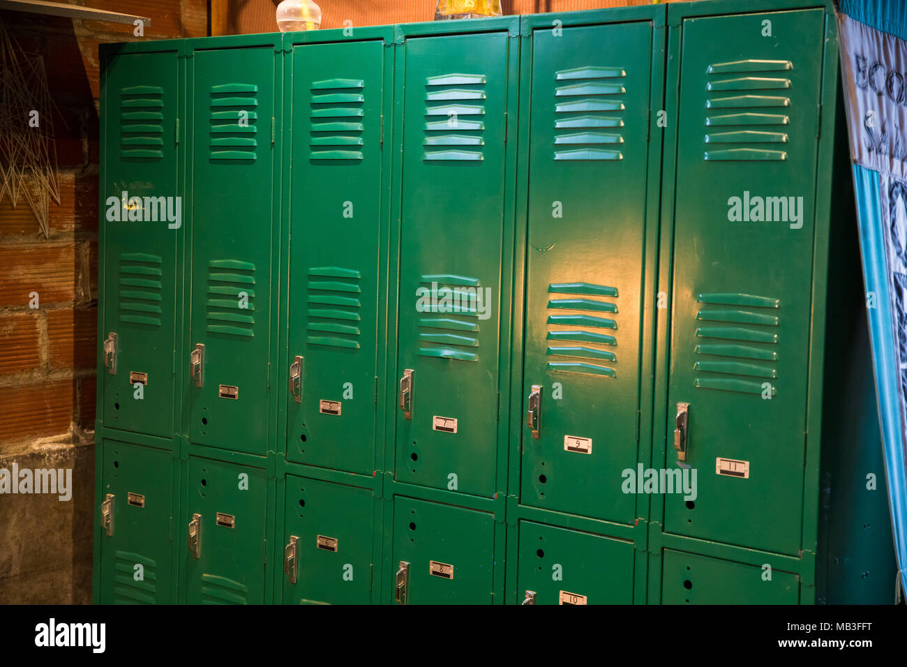 Locker room vintage hi-res stock photography and images - Alamy