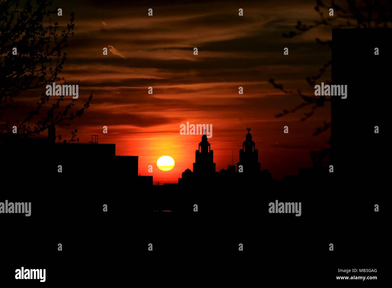 Royal liver building sunset hi-res stock photography and images - Alamy