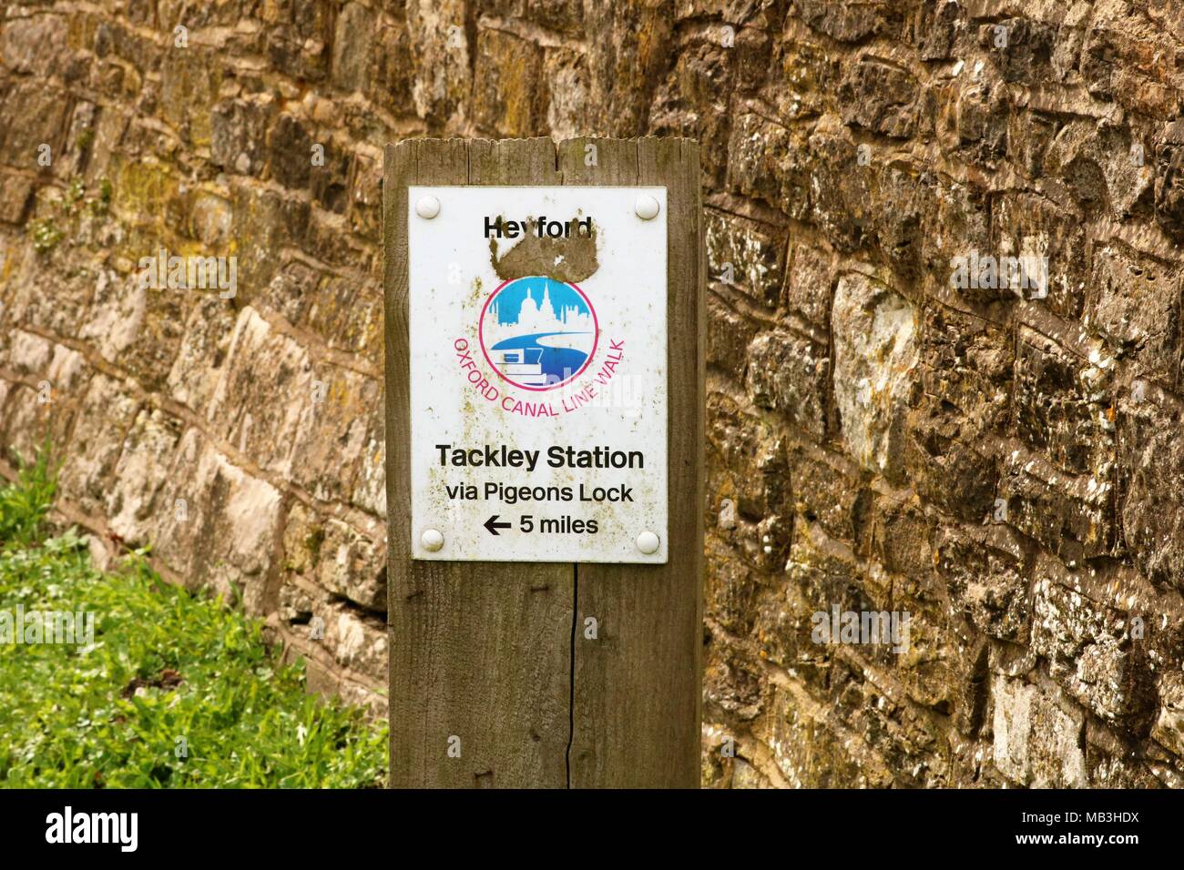 Heyford Oxford Canal Line Walk - Tackley Station via Pigeons Lock sign ...