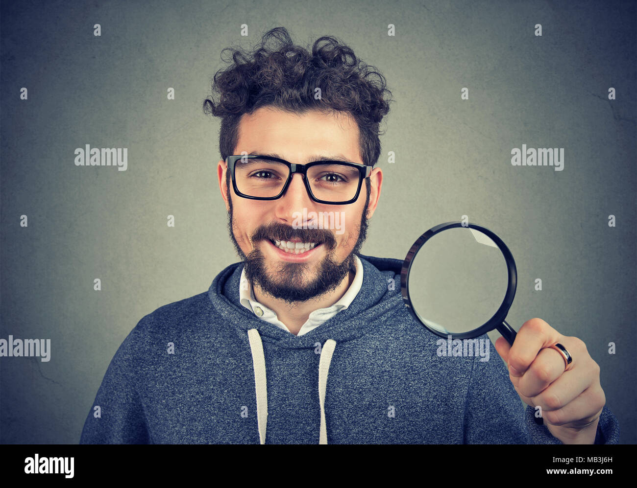 Glasses and magnifier glass hi-res stock photography and images - Alamy