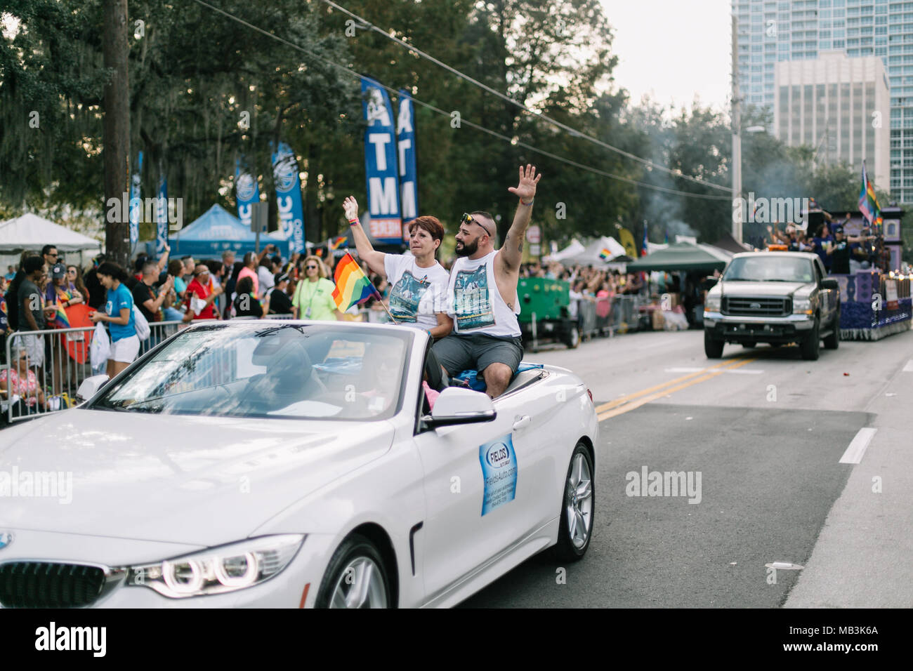 People waving car hi-res stock photography and images - Alamy