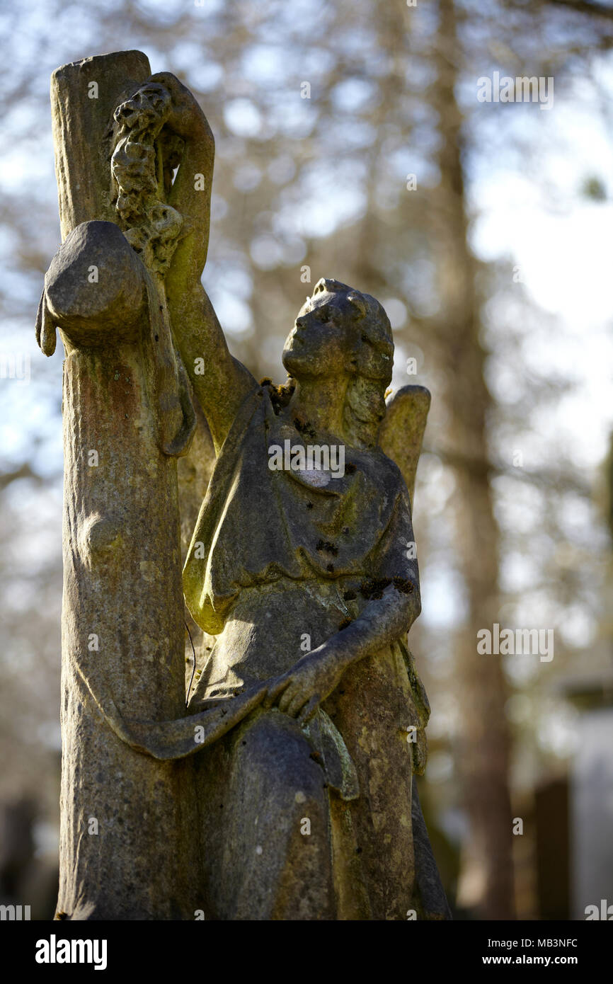 Stone Angles & Statues Woodside Stock Photo - Alamy