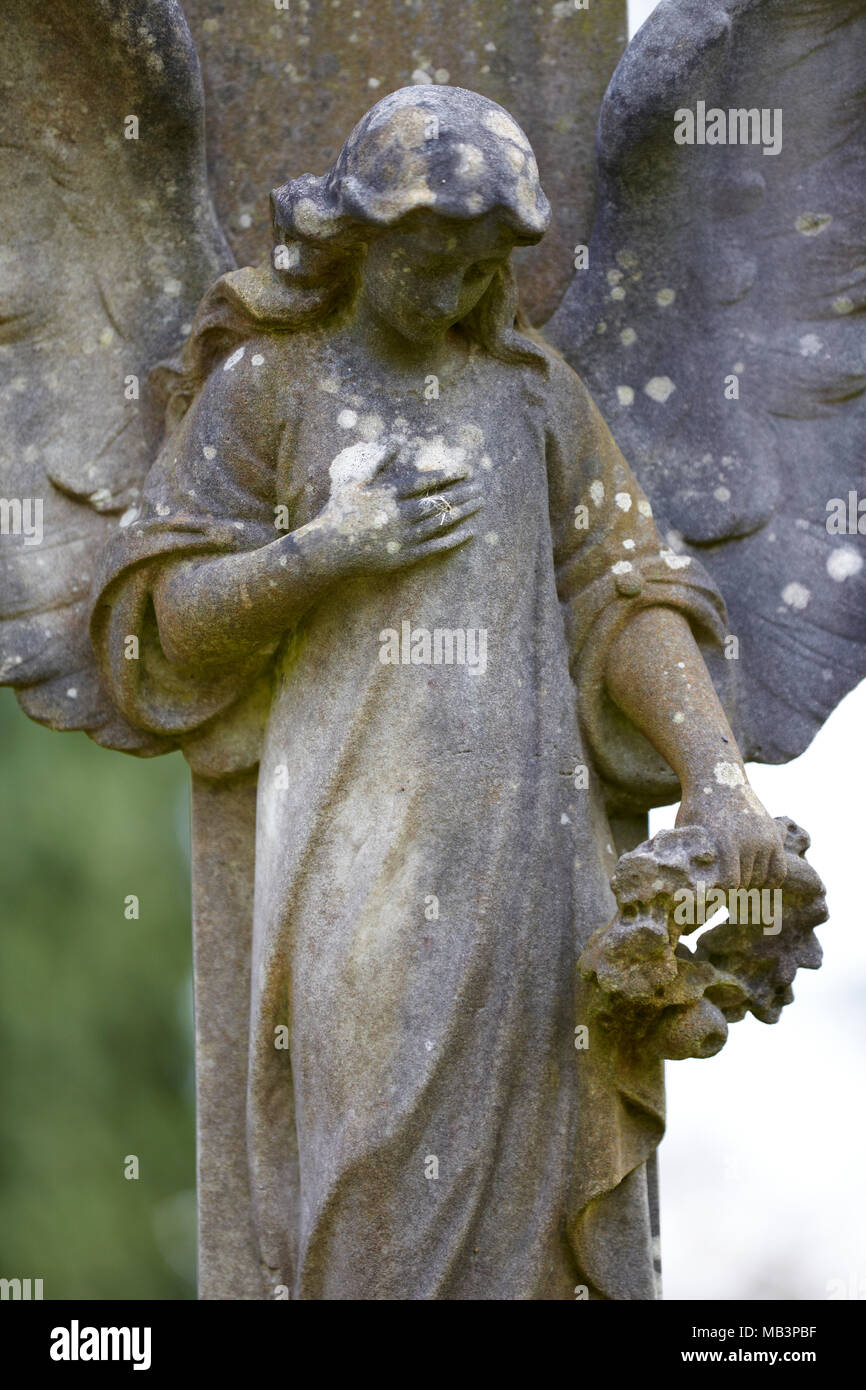 Stone Angles & Statues Woodside Stock Photo - Alamy