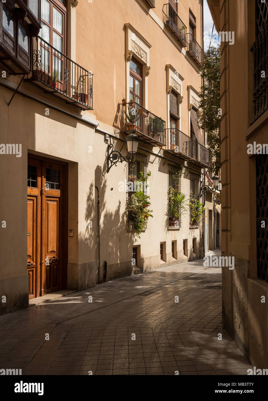 Valencia street view hi-res stock photography and images - Alamy